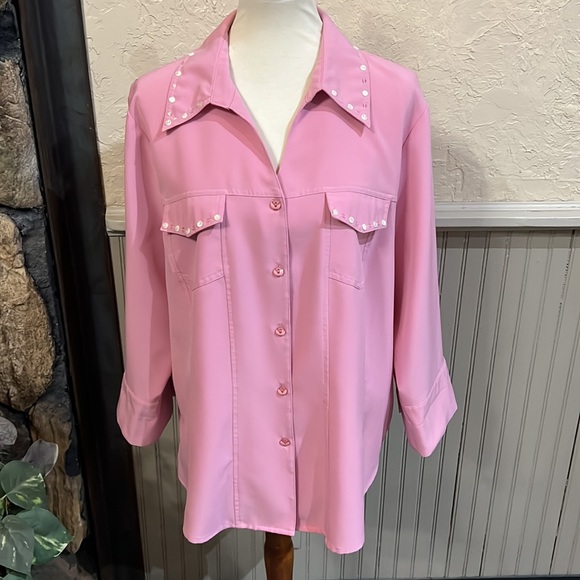 Covington | Tops | Covington Blouse | Poshmark